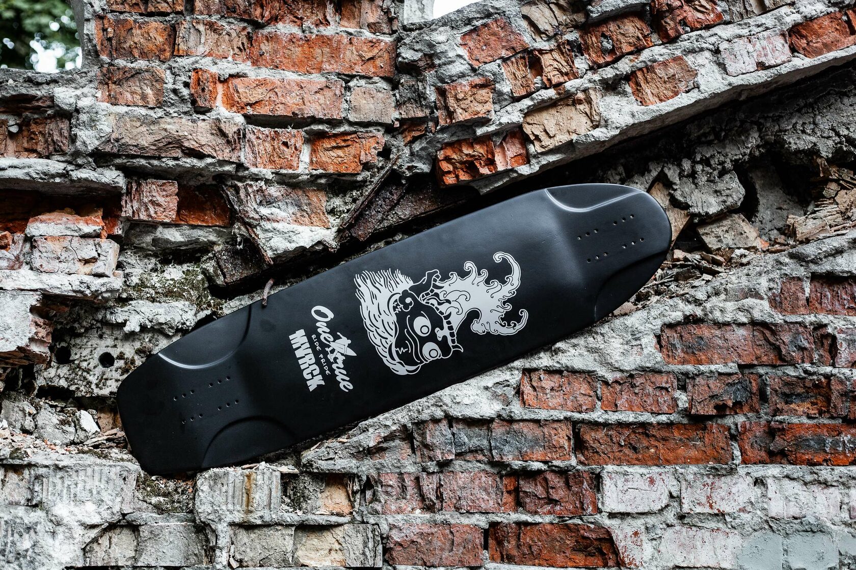 One True - Головна