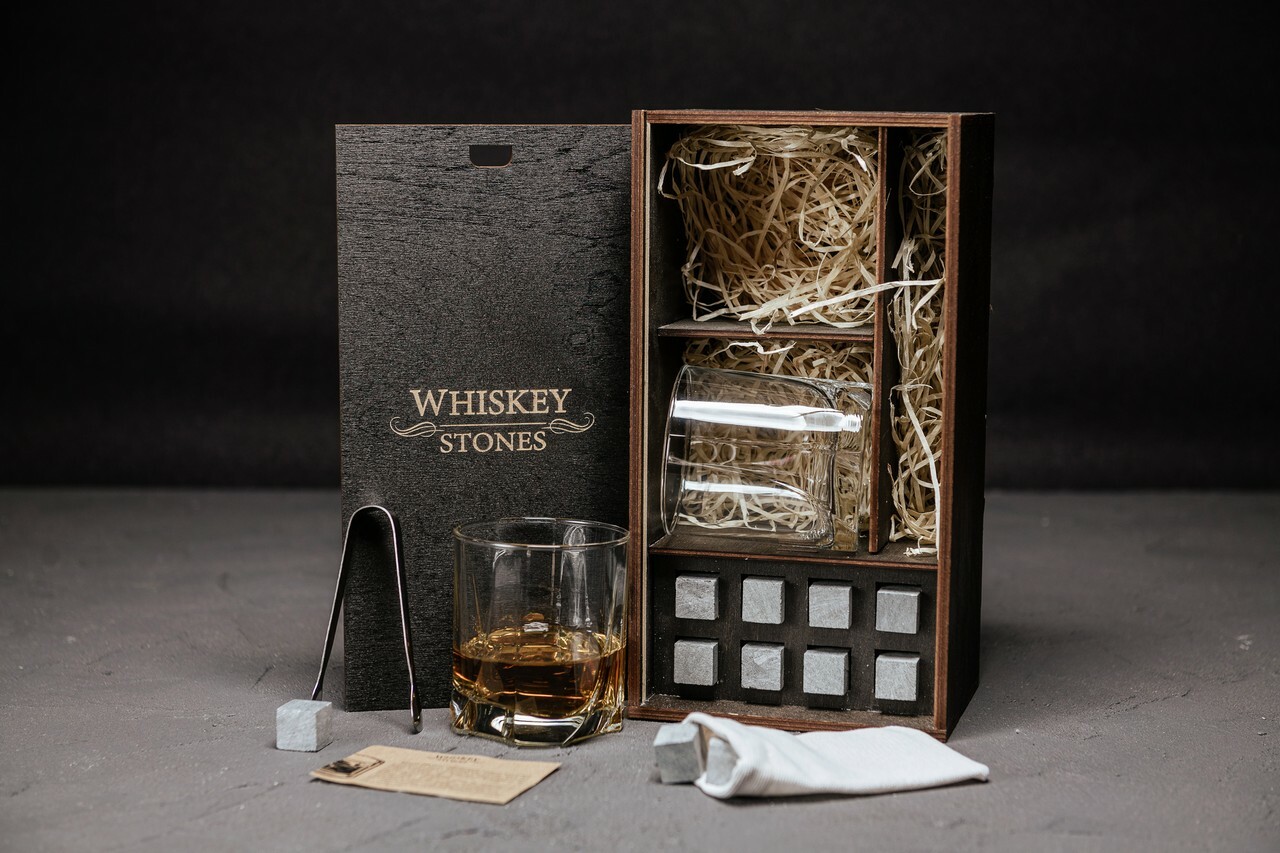 Подарочный набор камней для виски № 1 Pasabahce Luna - Whiskey Stones