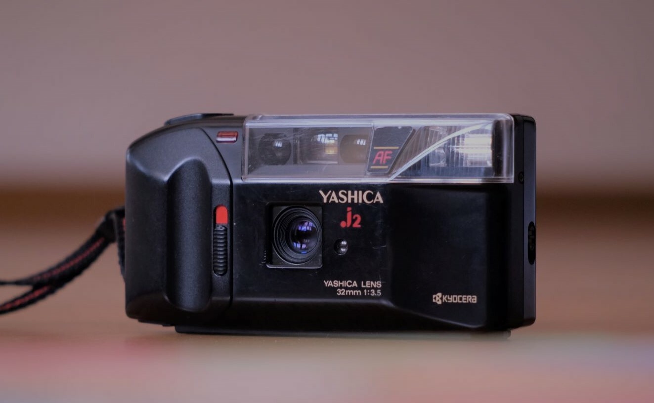 Yashica J2, automatic camera from 80s - let's look at the pictures