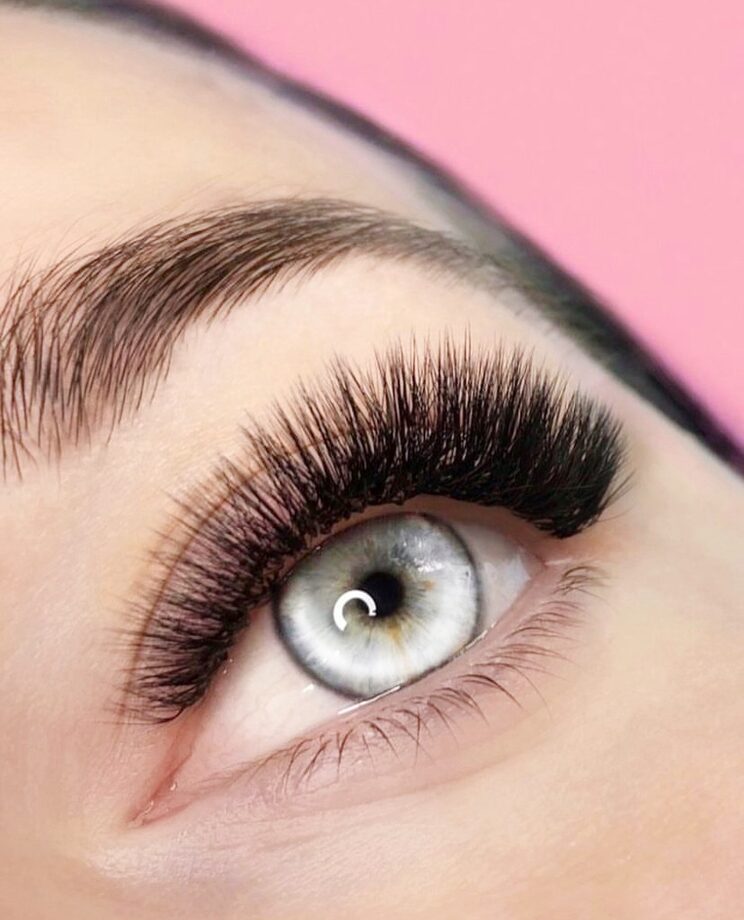 Wimpernverlängerung 3D Volumen Bern - Alexlashes