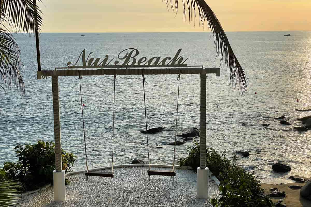 Nui Beach - станьте посетителем самого уединенного пляжа острова