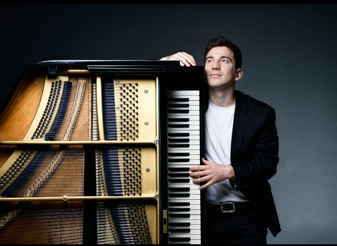 Denis Linnik | Pianist