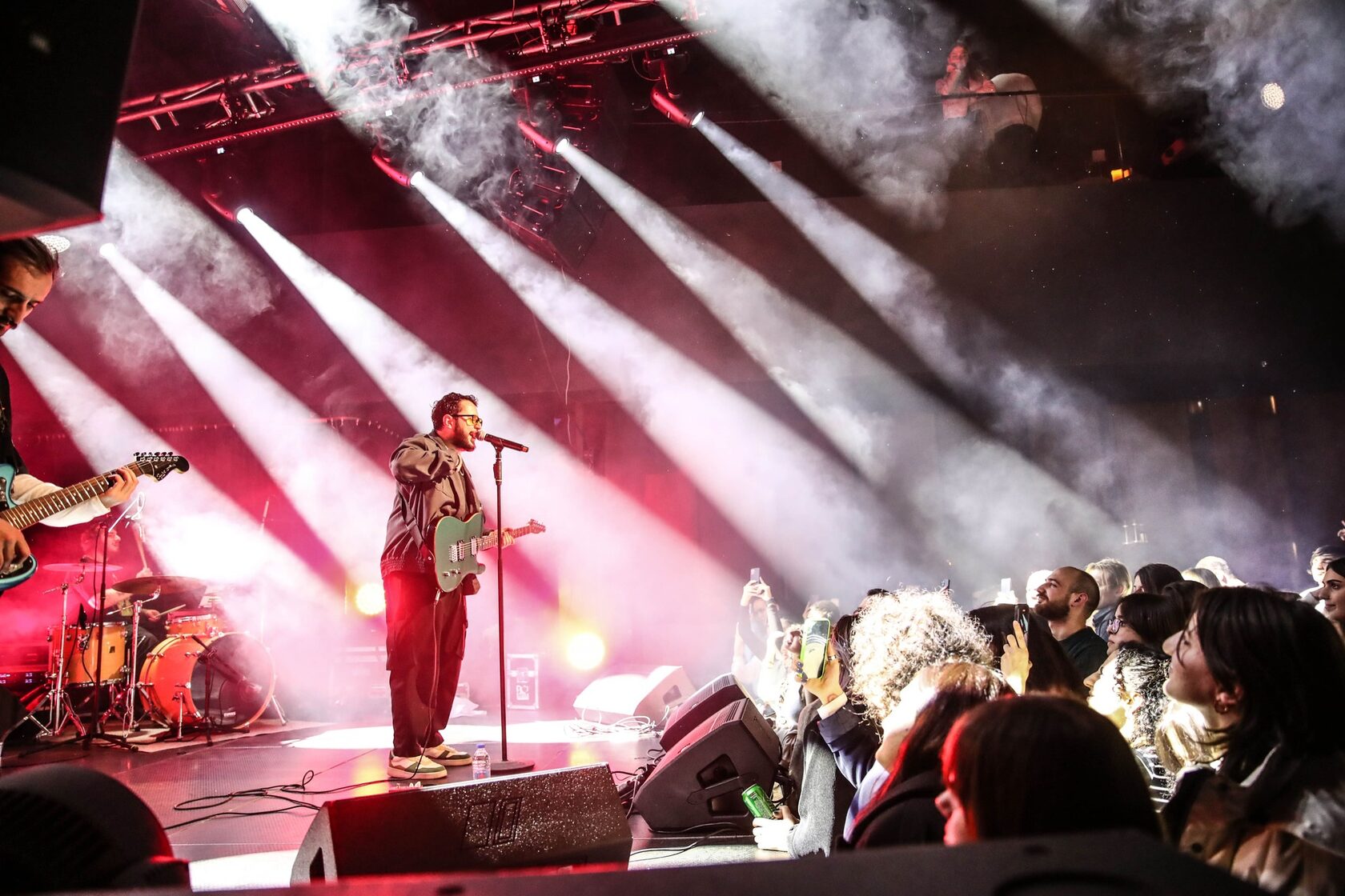 ACreem - Visual effects, stage and lighting design