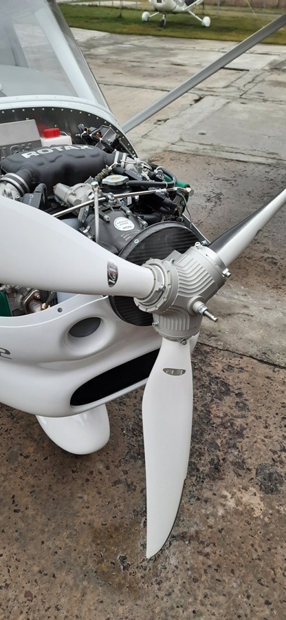 In-Flight Adjustable