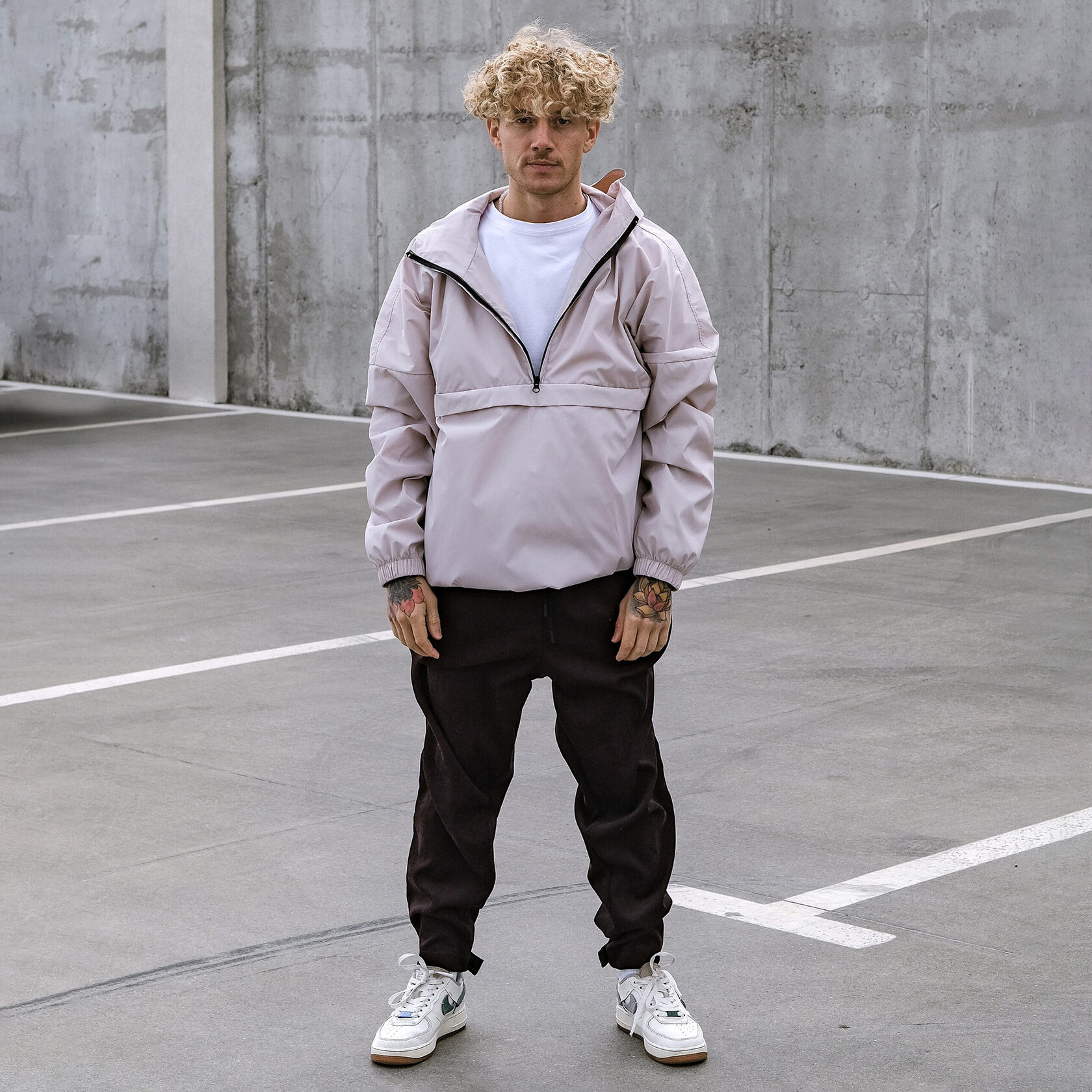 ION Clothes - магазин чоловічого одягу від українського бренду