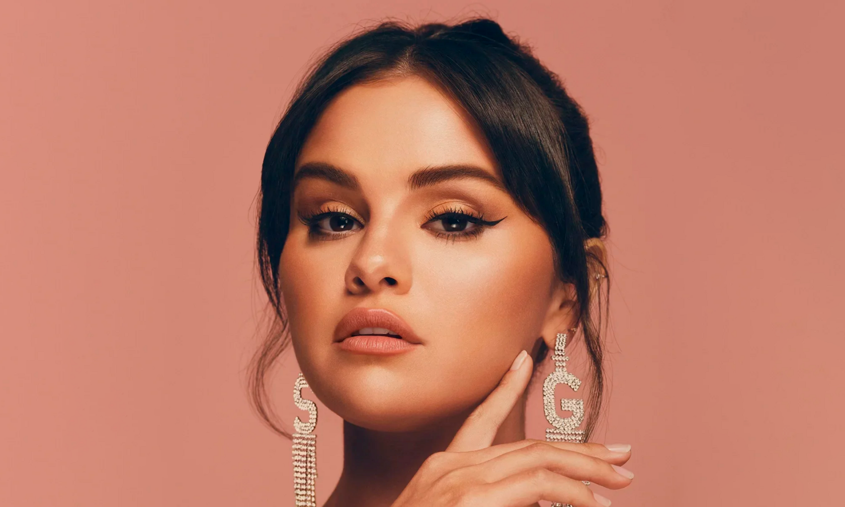 Top Female Influencers in 2025