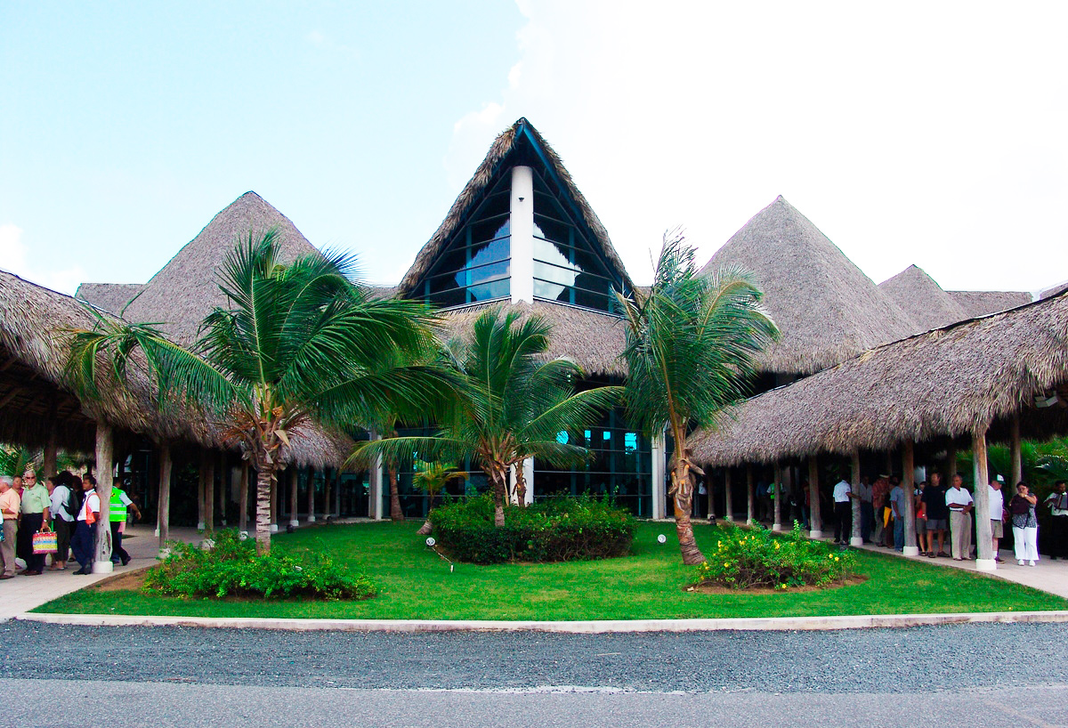 Car rental at Punta Cana Airport | Vroom.Do