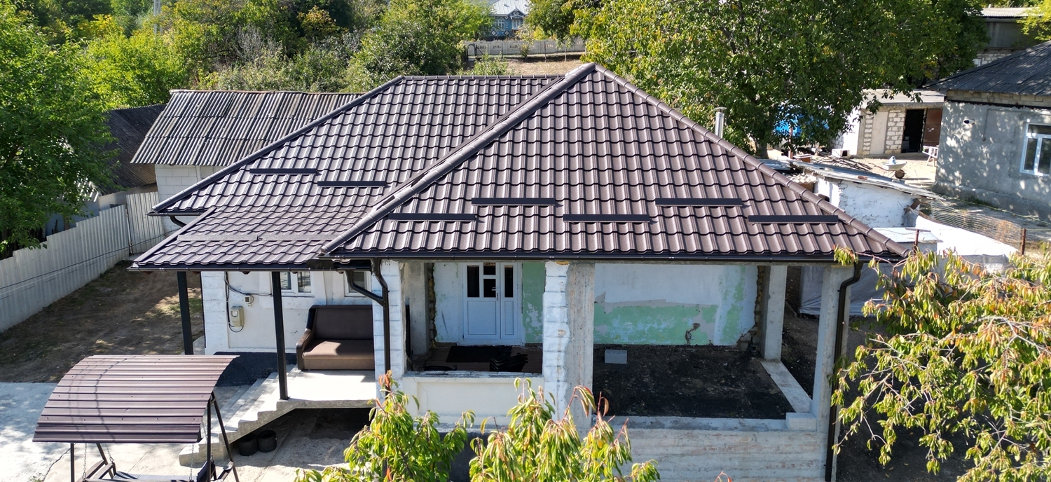 Țigla metalică Roofart Arctica, RAL 8019, s. Sociteni | flix