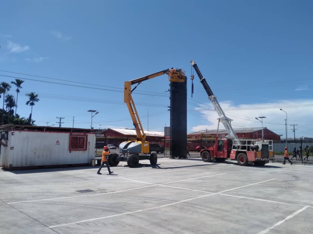 Huon Logistics Services - Crane Hire