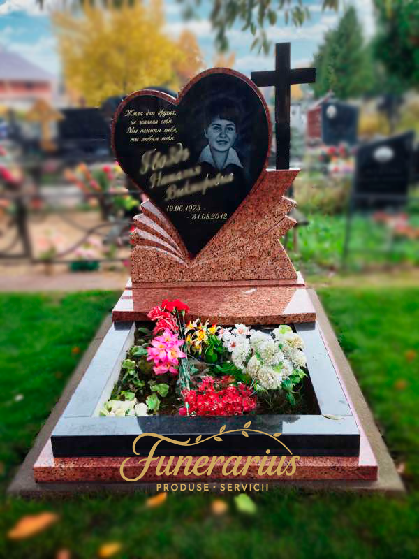 Monumente funerare, cavouri și cruci din granit și marmură | Funerarius ...