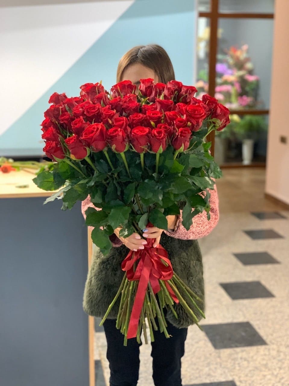 Купить букет из 51 розы в Полтаве с доставкой, низкие цены